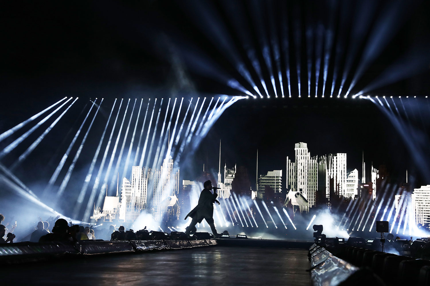 Over 450 Proteus workhorses light The Weeknd “After Hours til Dawn ...